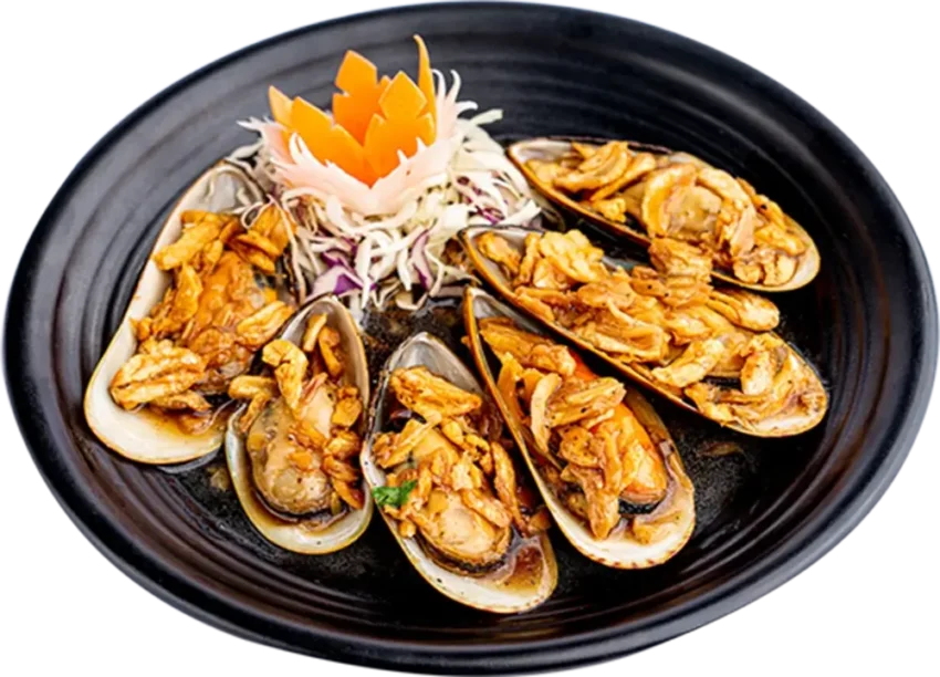 Hoi Tod Kratieum (Fried Mussels & Garlic) | Tuk Tuk Thai Restaurant